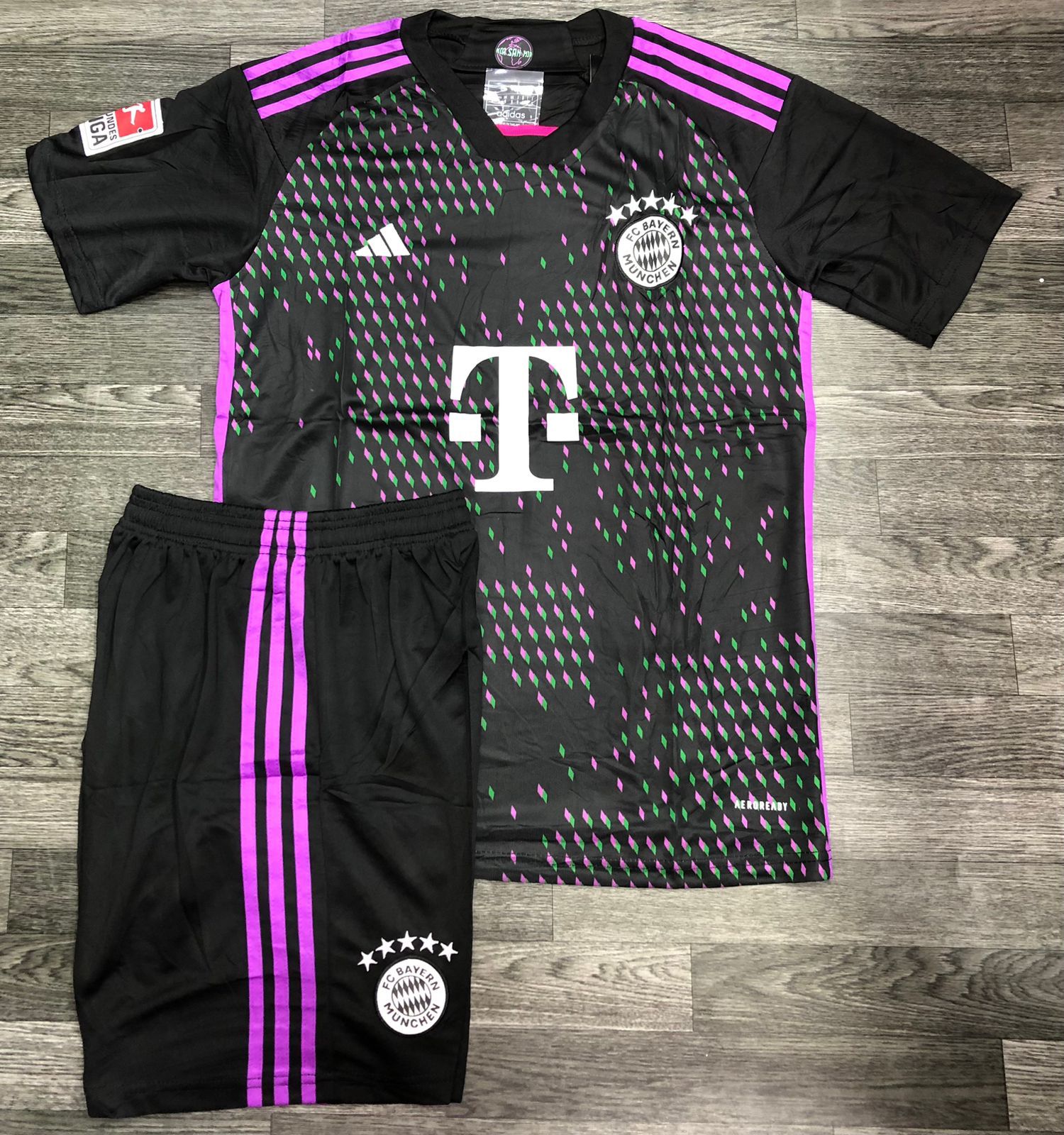 UNIFORME BAYERN MUNICH – FENIX DEPORTES